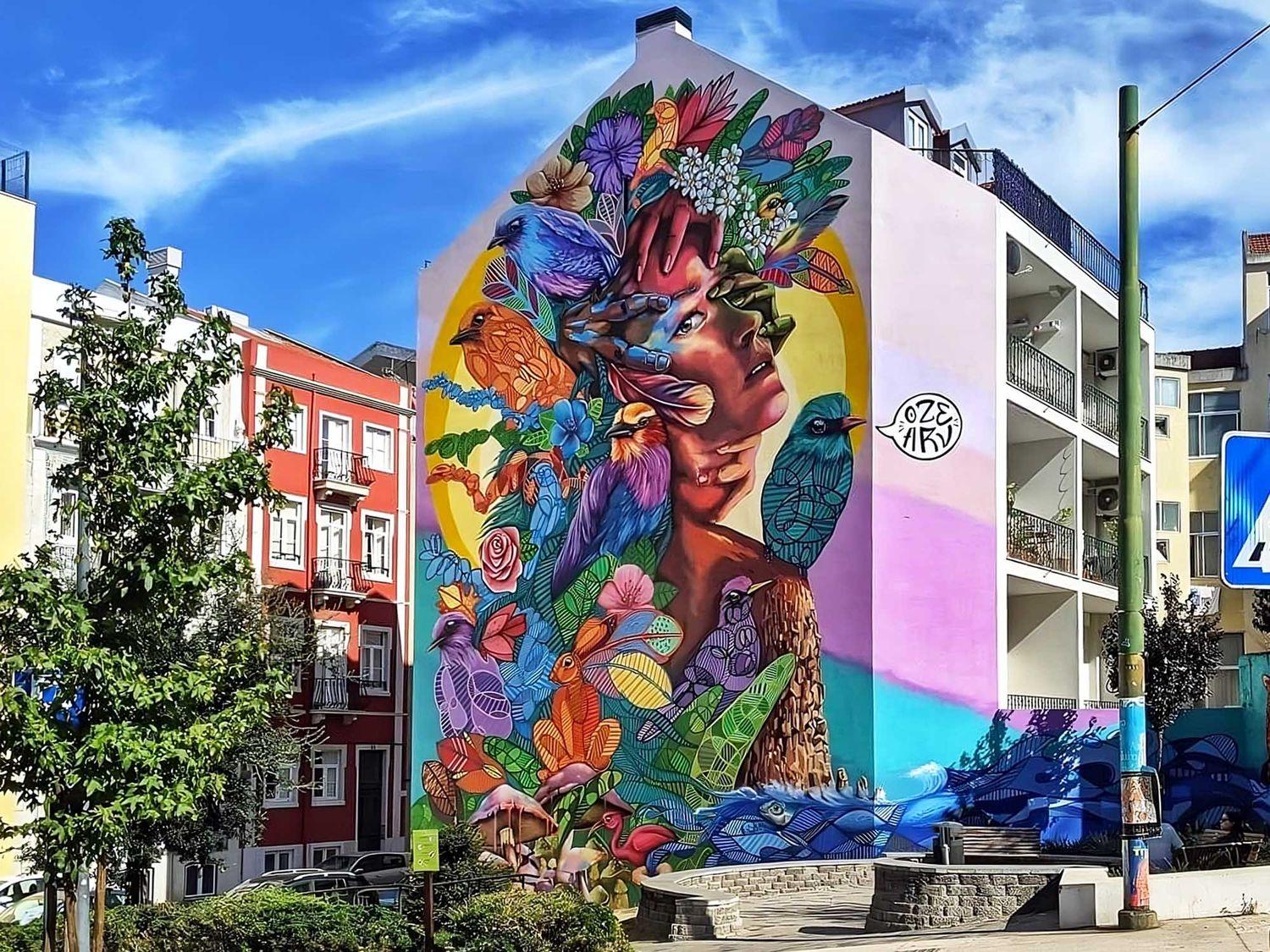 Vibrant Voices of the Streets: Exploring the Colorful World of Street ...